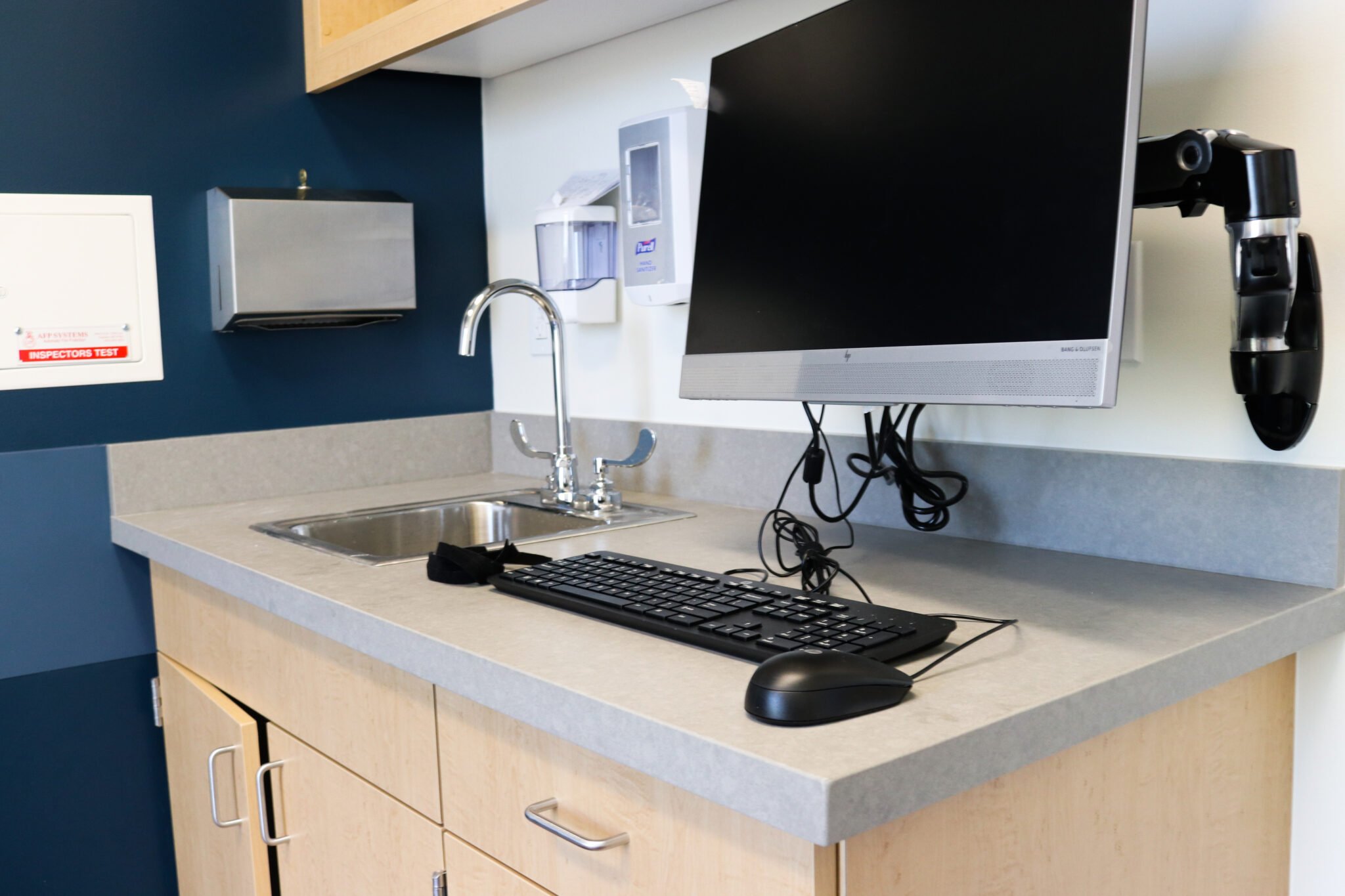 Thoughtful Design Meets Modern Appeal at VCA Animal Hospital- Battle ...